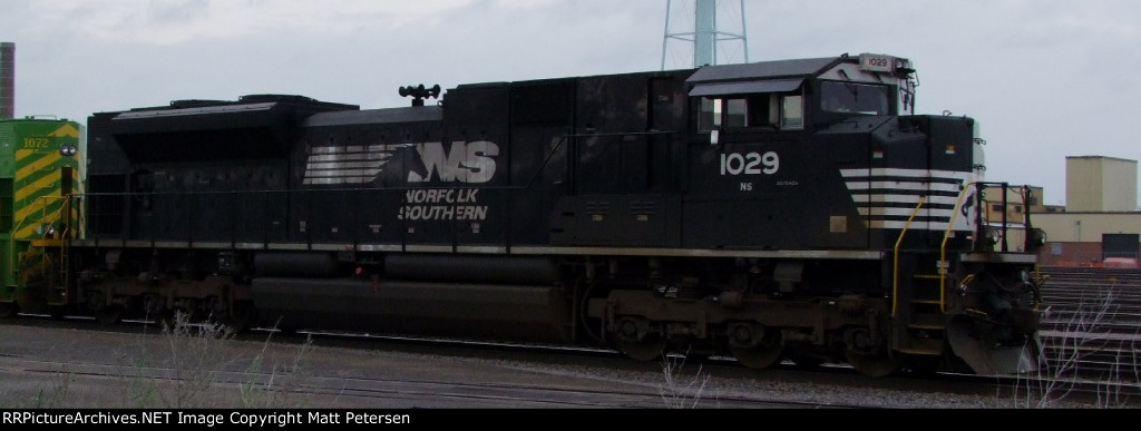 NS 1029